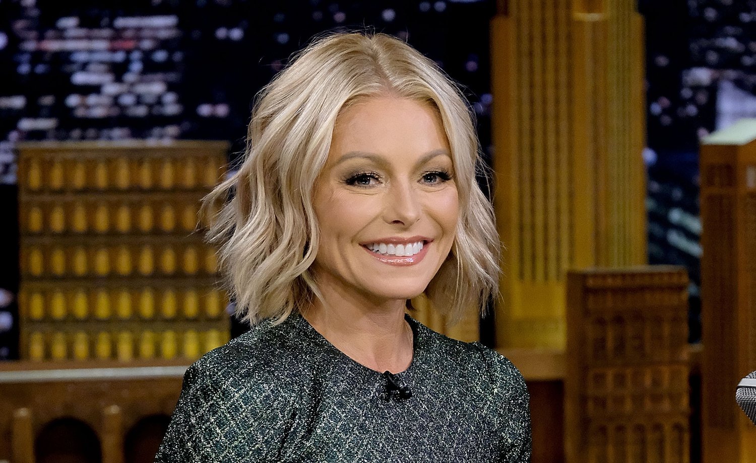 Kelly Ripa Tests Positive for COVID-19, Shares Update on How She’s ...