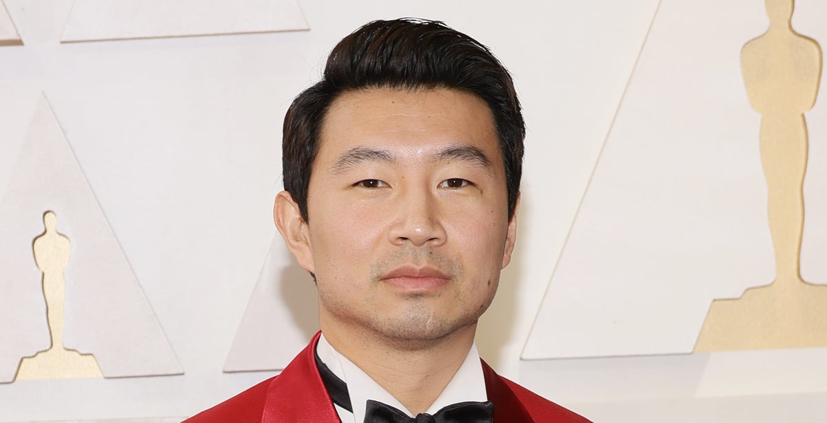 Simu Liu Is ‘Shook’ Over ‘Professional Autograph Seekers’ Who Harassed ...