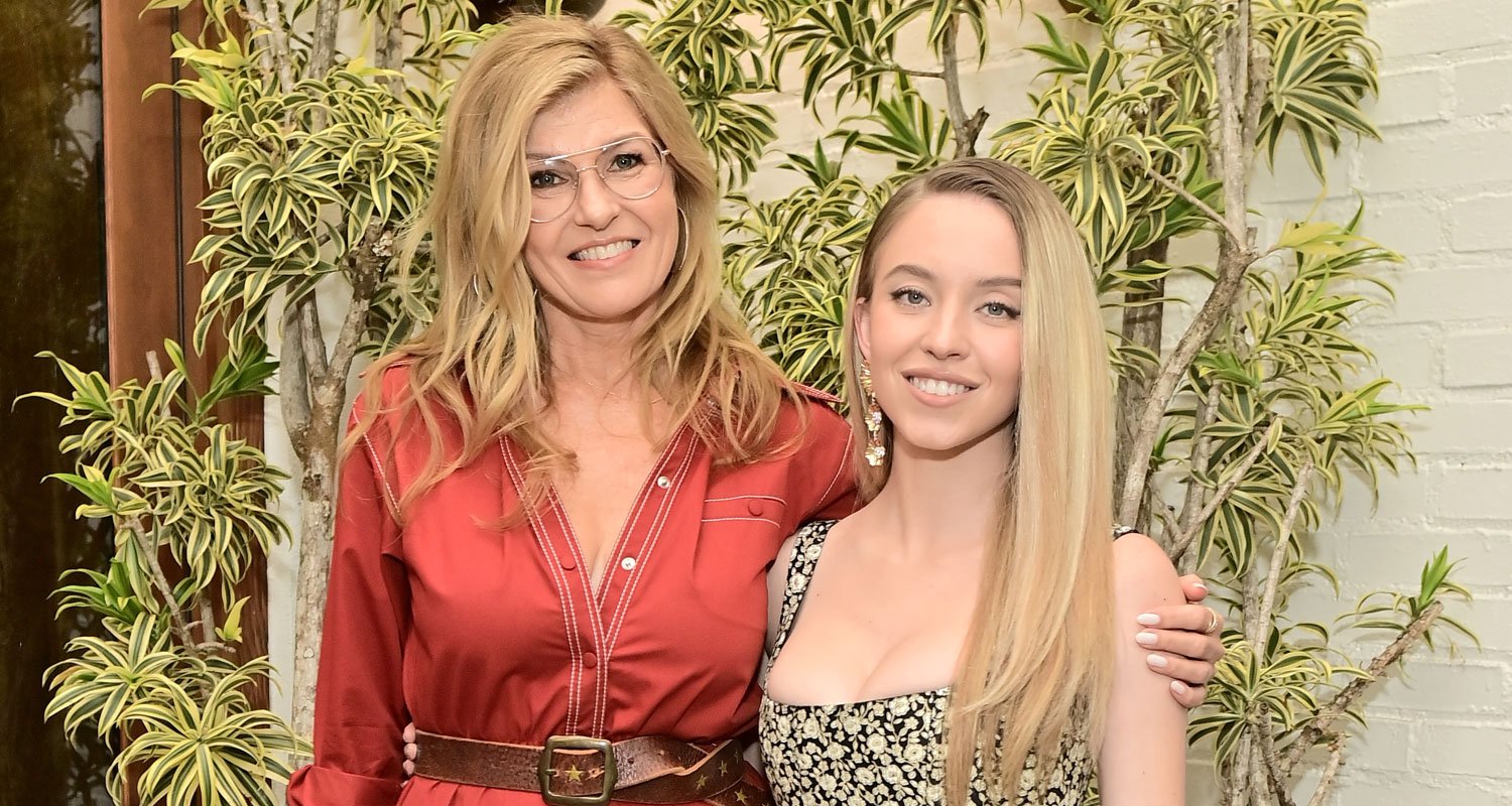 Sydney Sweeney Reunites with ‘White Lotus’ Mom Connie Britton at ...
