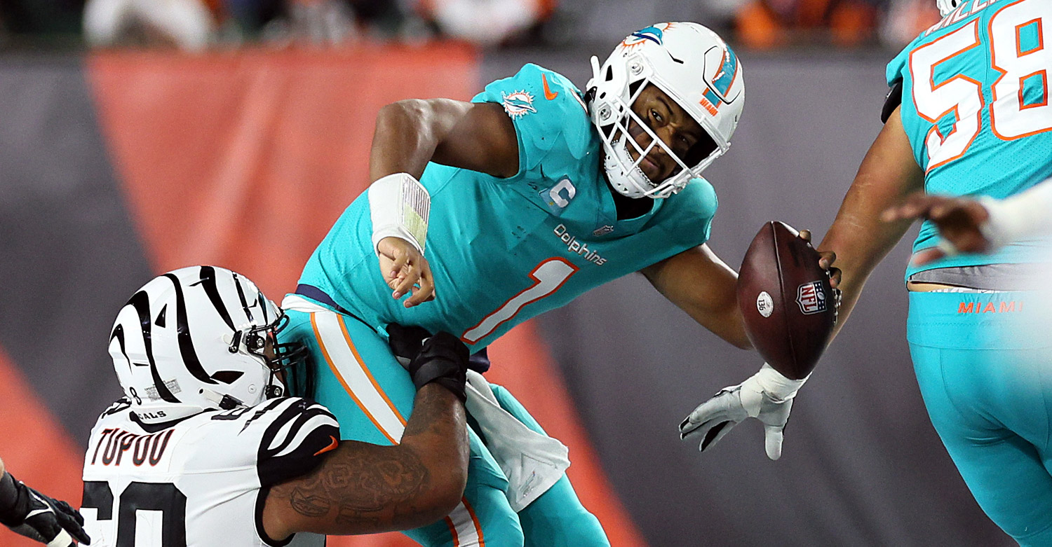 NFL Player Tua Tagovailoa Injured During Game, Dolphins Team Shares ...