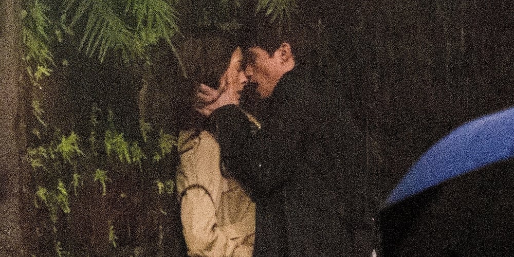 Anne Hathaway Films Intimate Kiss Scene With Nicholas Galitzine For ‘The Idea of You’ | Anne ...
