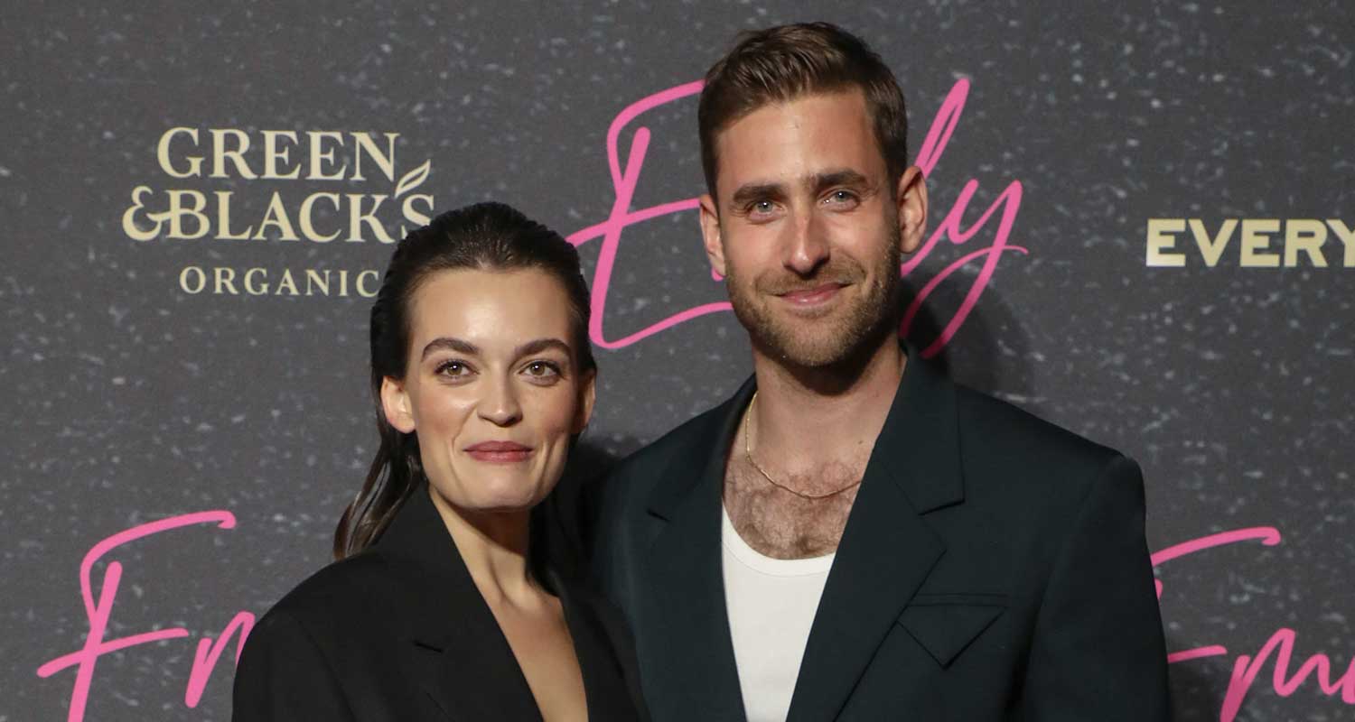 Emma Mackey & Oliver Jackson-Cohen Premiere Their New Movie ‘Emily’ in ...