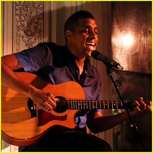 Singer Mikaben Dead at 41 After He Collapsed On Stage in Paris ...