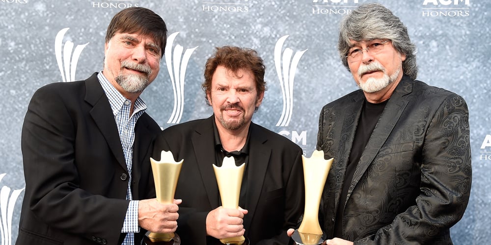 Jeff Cook, Country Band Alabama Guitarist & Co-Founder, Dies at 73 ...