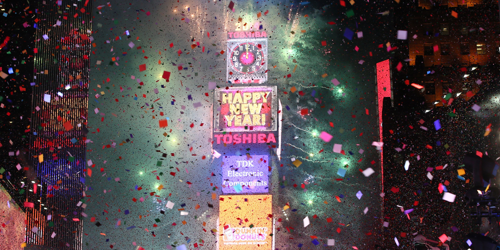 How to Watch the New Year’s Eve 2023 Specials, When They’re Airing ...