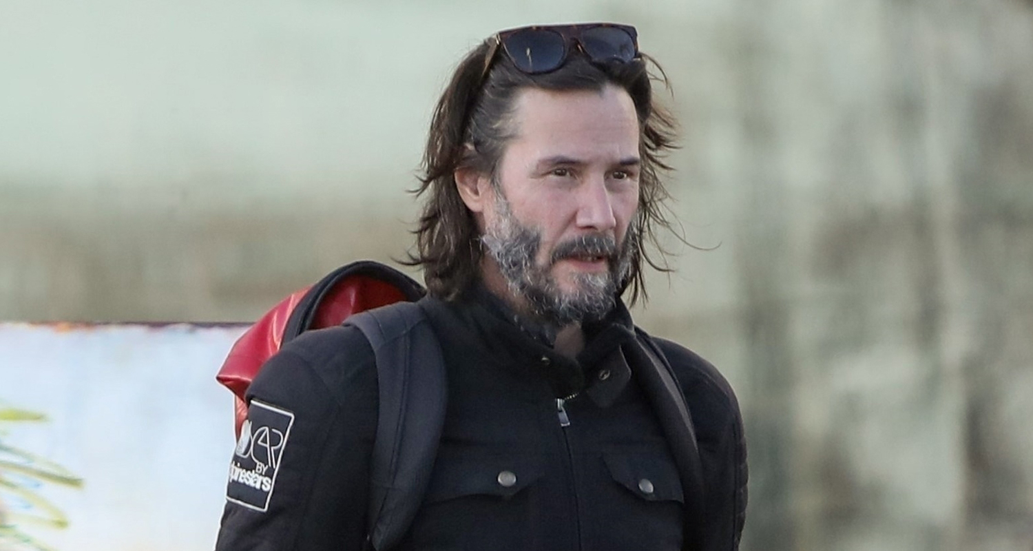 Keanu Reeves Rides His Motorcycle to Malibu to Do Some Holiday Shopping ...