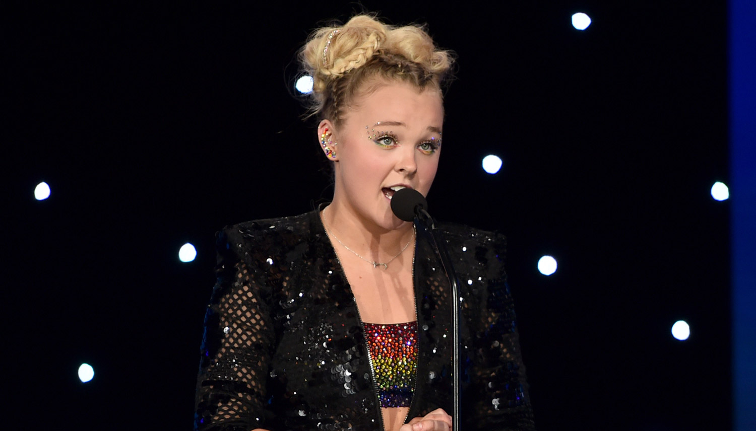 JoJo Siwa & More Stars Who Worked with tWitch Are Paying Tribute After ...