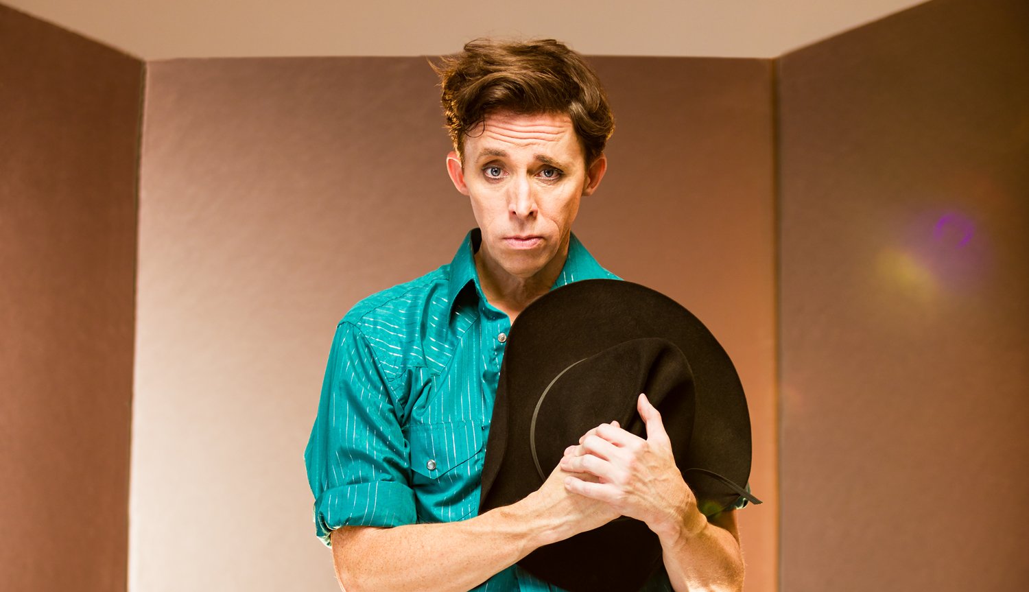 Get to Know Broadway’s ‘Shucked’ Star Kevin Cahoon with These 10 Fun ...