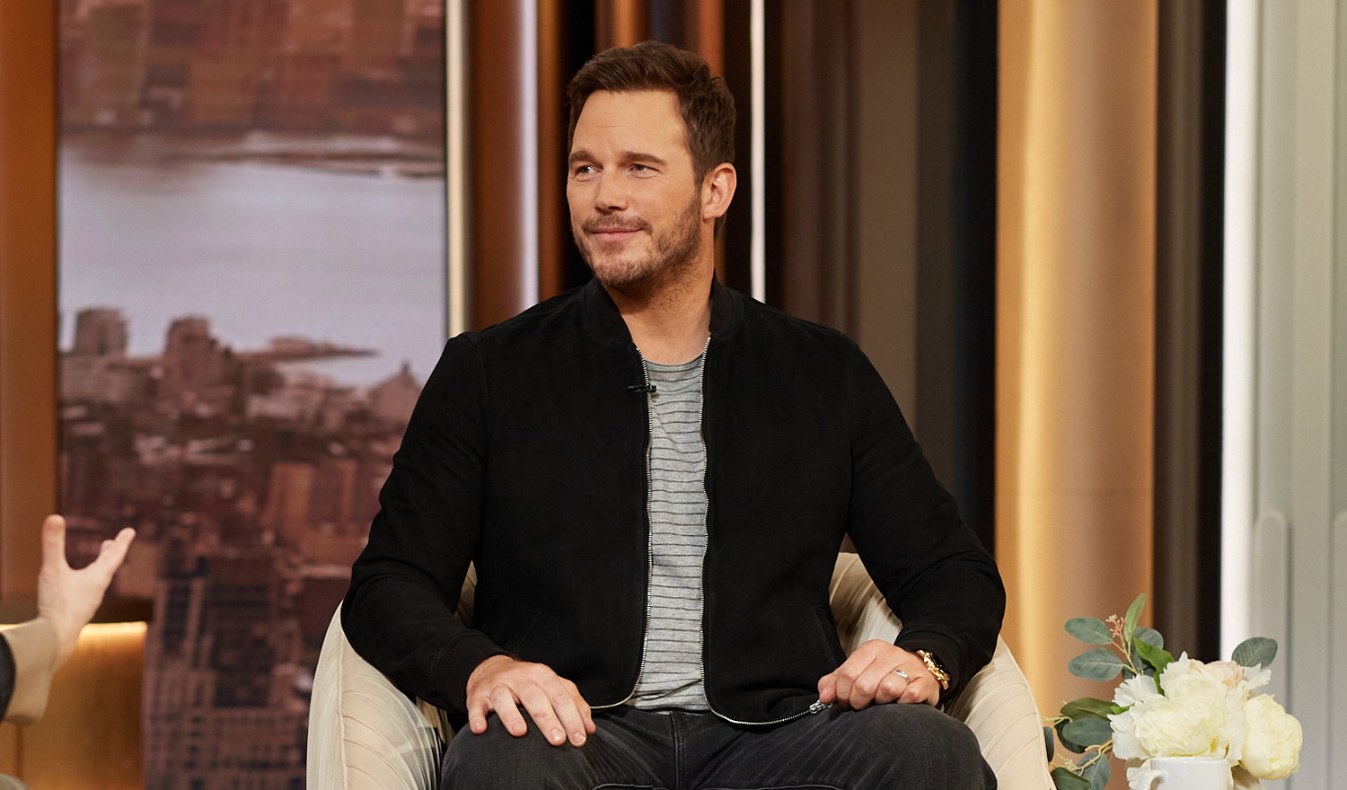 Chris Pratt Reveals How He Met Wife Katherine Schwarzenegger | Chris ...