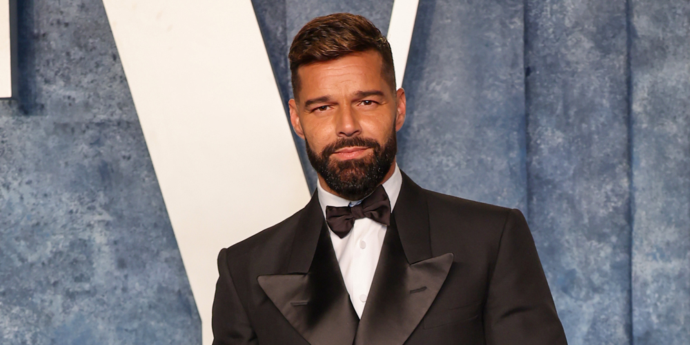Ricky Martin Strips Down to a Towel, Teases Fans With New Video | Ricky ...