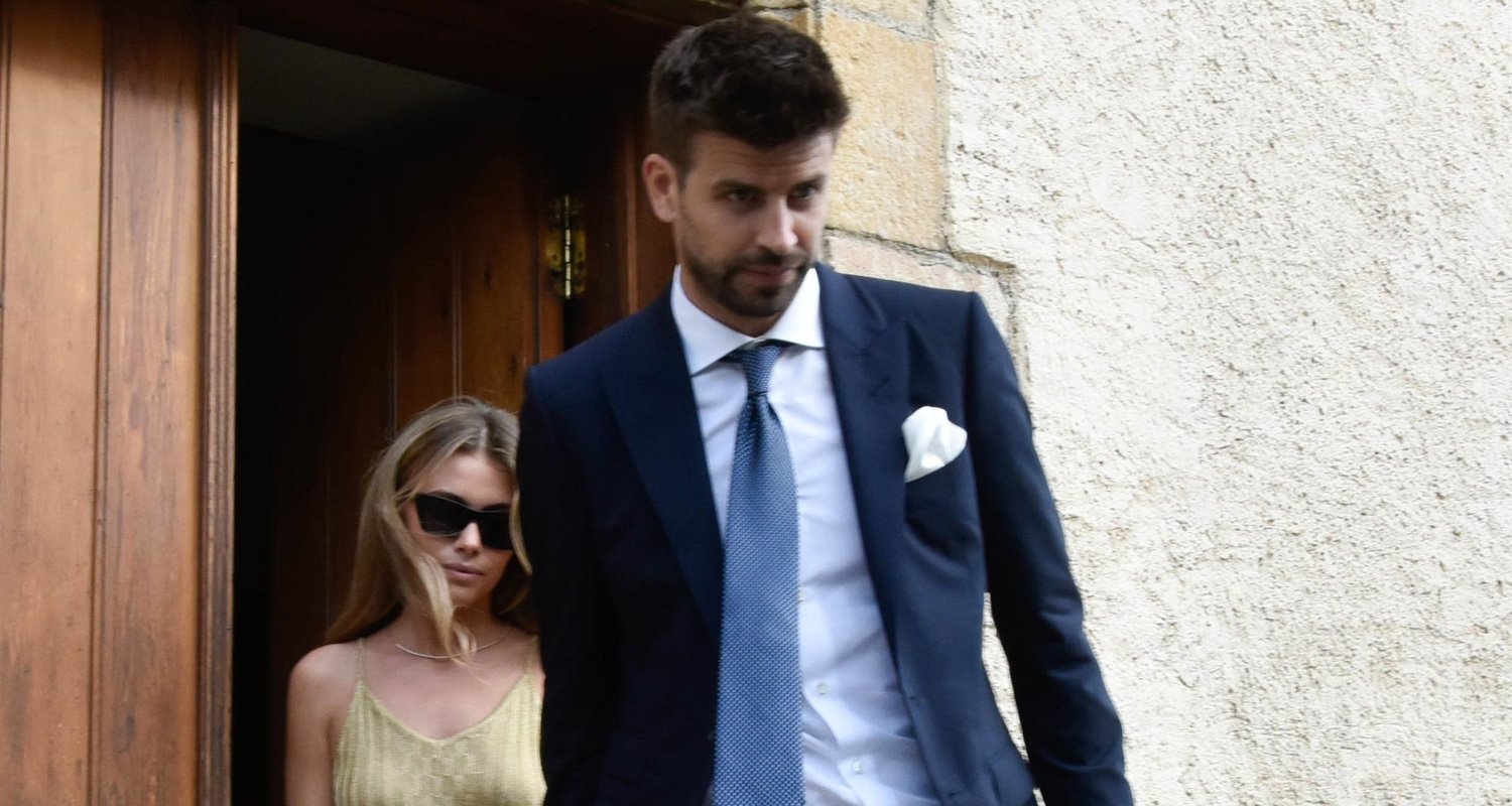Gerard Pique & Girlfriend Clara Chia Attend His Brother’s Wedding in ...