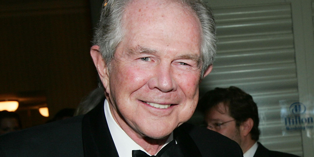 Pat Robertson, Christian Conservative Televangelist, Dies at 93 | Pat Robertson, RIP | Celebrity ...