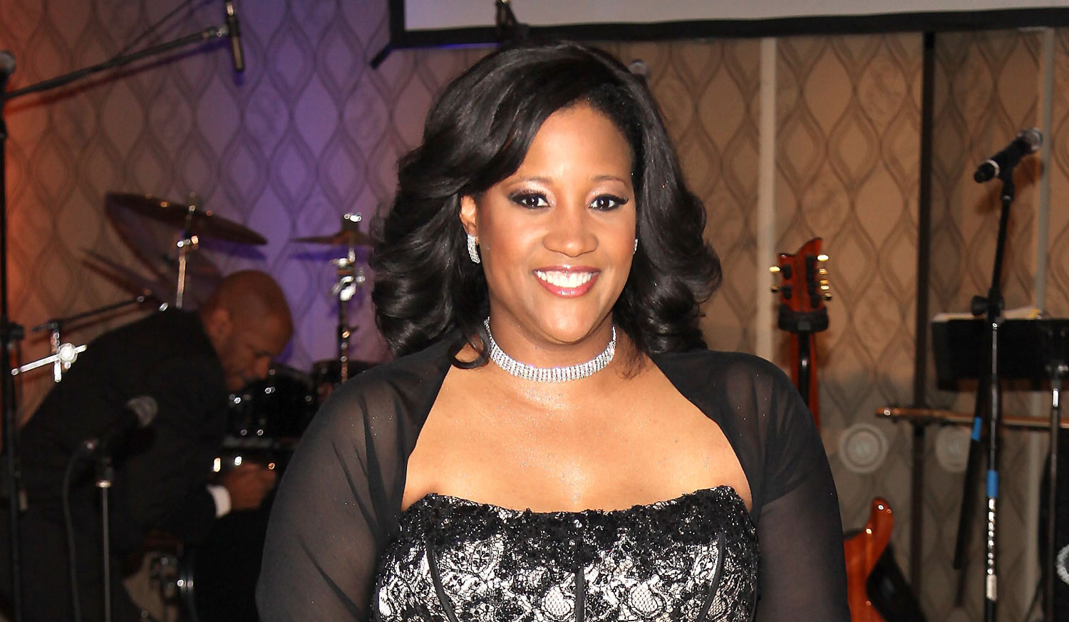 CBS Meteorologist Elise Finch Dead at 51, Network Pays Tribute | Elise ...