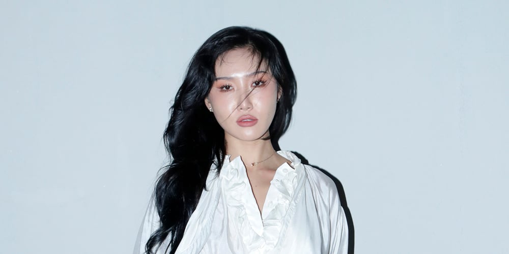 K-Pop Star Hwasa Reportedly Dating Entrepreneur 12 Years Older Than Her ...