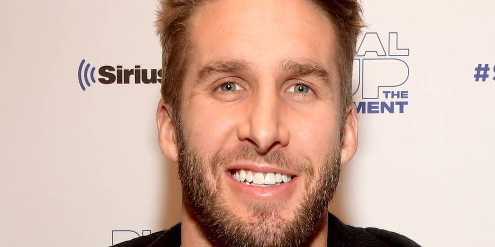 Bachelorette’s Shawn Booth Announces He’s Going to Be a Dad, Gives ...