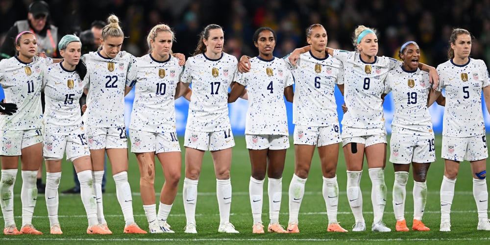 2 USWNT Soccer Stars Are Officially Retiring After World Cup Defeat & 1 ...