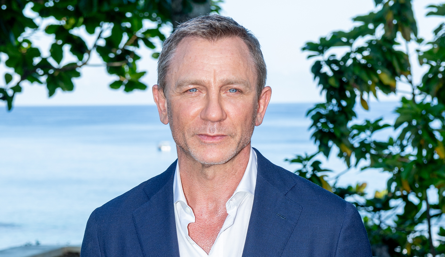 ‘Casino Royale’ Director Was Worried Daniel Craig Wasn’t ‘Handsome ...
