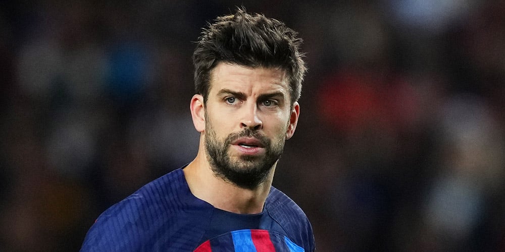 Gerard Pique Falls Off the Stage While Promoting His Soccer ...