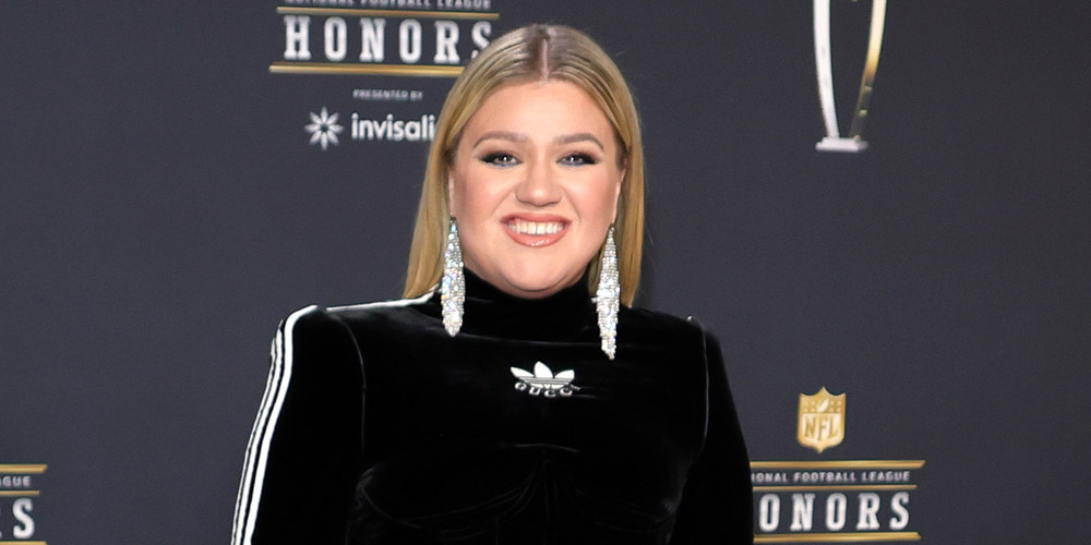 Kelly Clarkson’s Annoyed by NFL Coverage of Taylor Swift & Travis Kelce ...