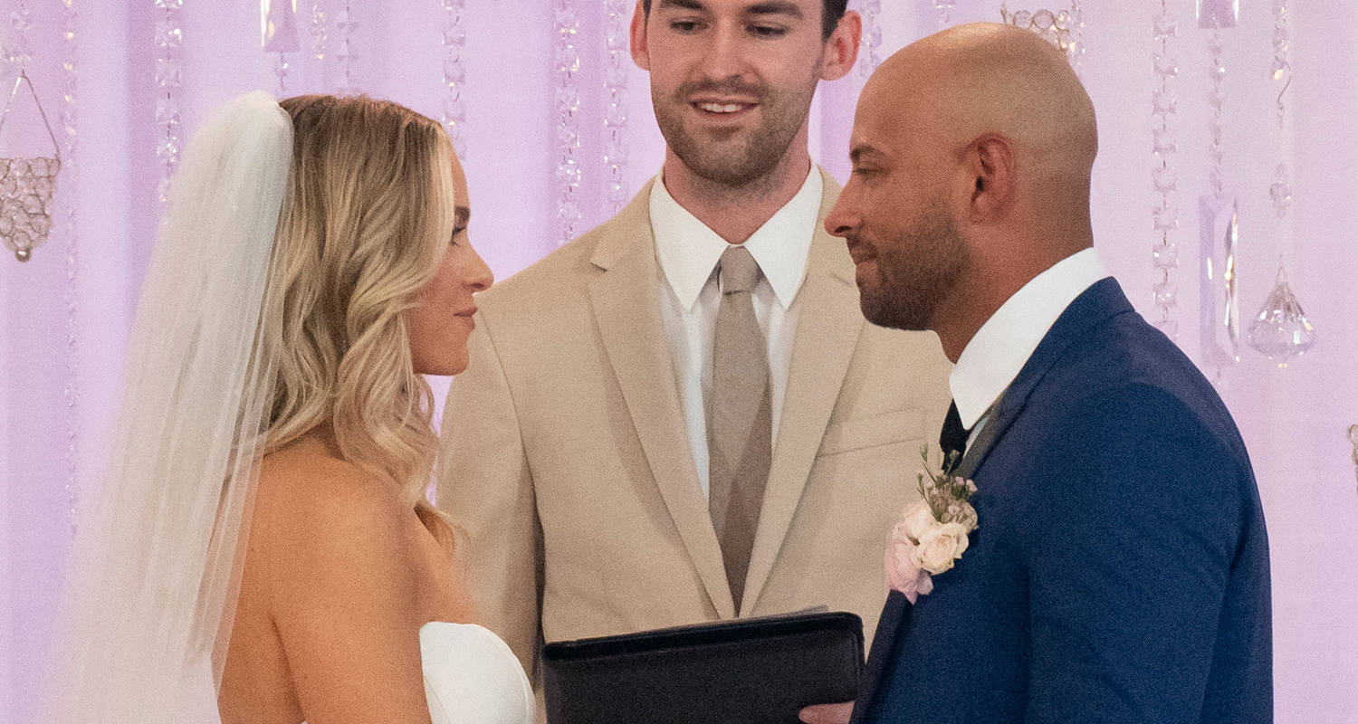 Are Stacy & Izzy From ‘Love Is Blind’ Together? Reunion Confirms Their Relationship Status ...