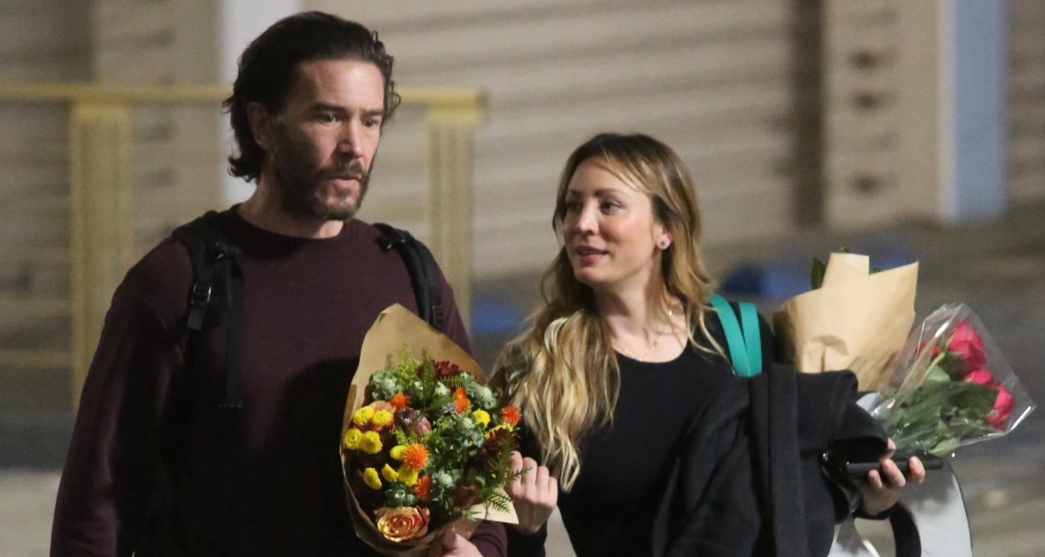Kaley Cuoco & Boyfriend Tom Pelphrey Pick Up Flowers During Outing in L ...