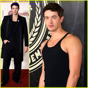 ‘Hunger Games’ Actor Tom Blyth Walks Red Carpet in a Tank Top at ...