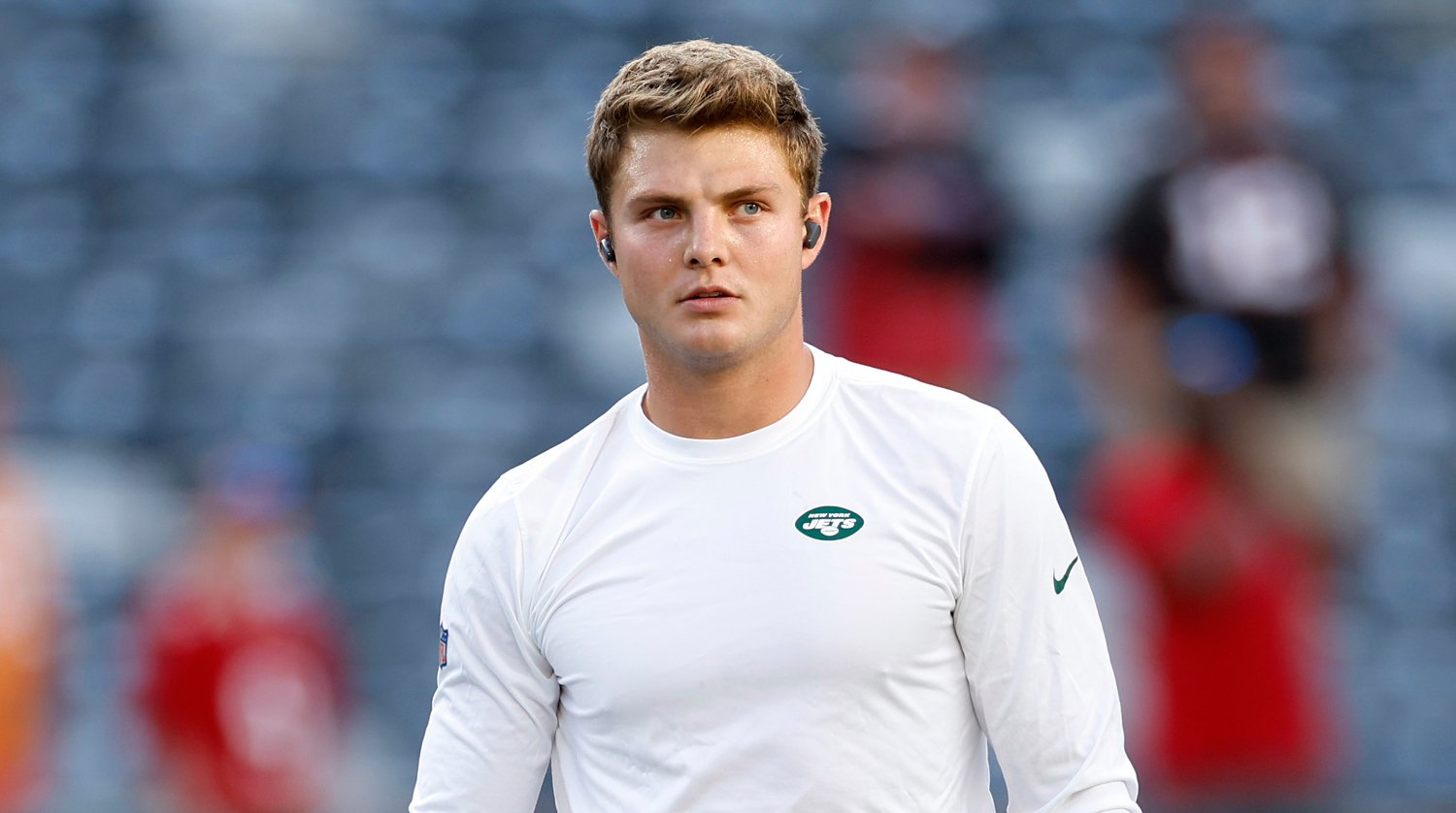 Who Is Zach Wilson Dating? Meet His Girlfriend Nicolette Dellanno ...