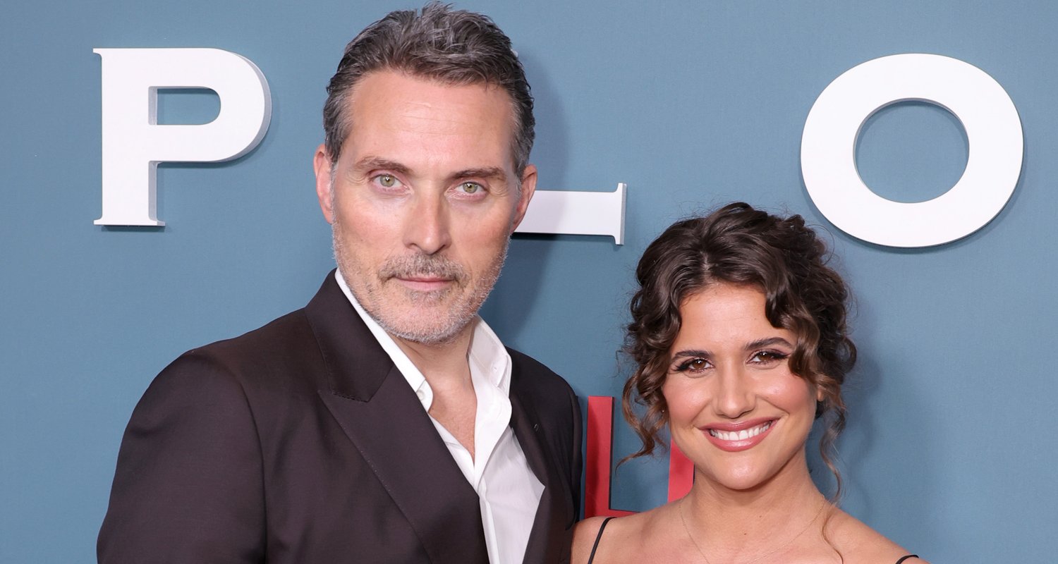 ‘The Holiday’ Actor Rufus Sewell is Engaged to Vivian Benitez! | Engaged, Rufus Sewell, Vivian ...