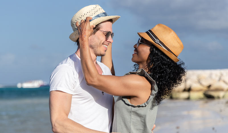 Look Inside Chilli & Matthew Lawrence’s Romantic Beach Vacation with ...