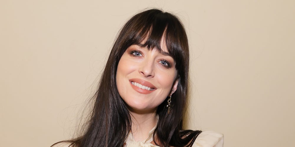 Dakota Johnson Reveals How She Gets Along with Chris Martin & Gwyneth Paltrow’s Kids, Reacts to ...