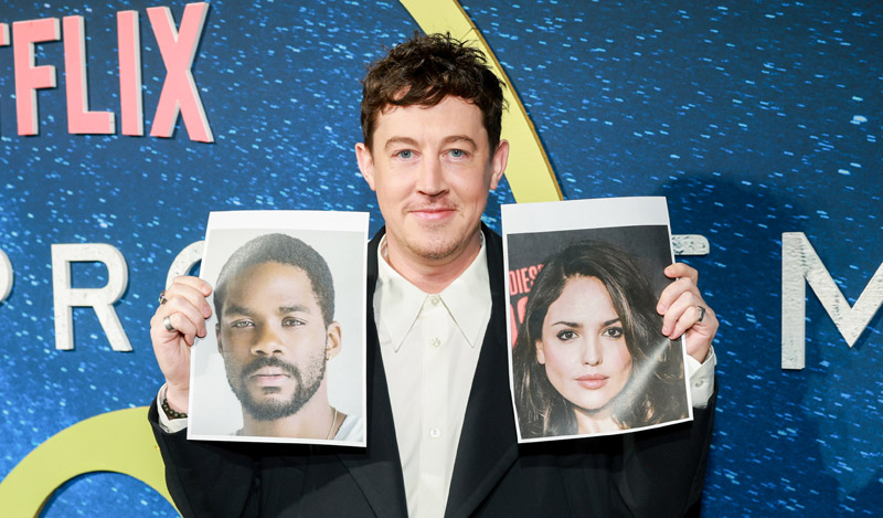 ’3 Body Problem’ Star Alex Sharp Brings Photos of Missing Cast Members ...