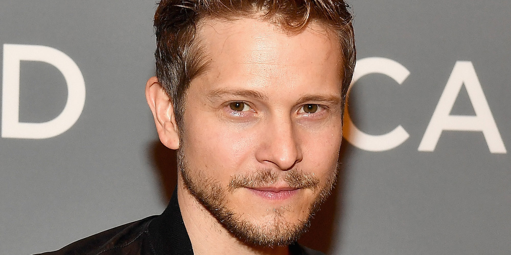 Gilmore Girls’ Matt Czuchry Weighs In on Viral Logan Huntzberger Debate ...