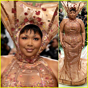 Lizzo Wears an Elaborate Headpiece at Met Gala 2024 | 2024 Met Gala ...