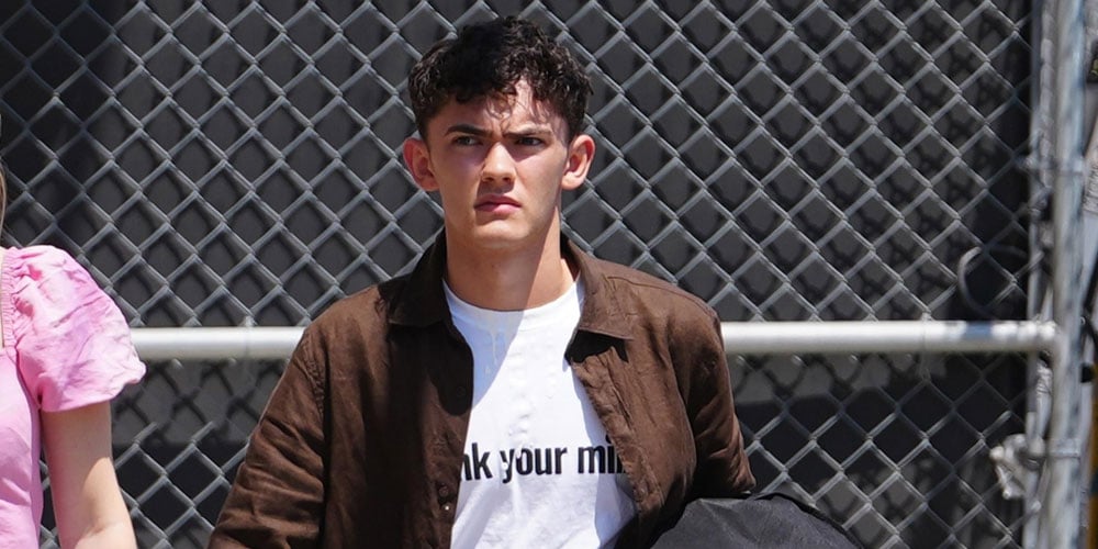 Joe Locke Wears ‘Heartstopper’ Costar Jonathan Bailey’s Viral ‘Drink ...