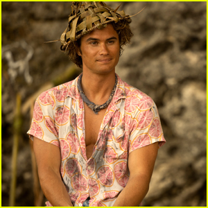 Chase Stokes Talks His Body & Needing to Stay ‘Super Lean’ for ‘Outer ...