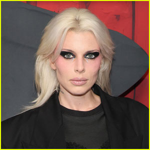 Is Julia Fox Pregnant? Find Out What She Said Amid Speculation! | Julia ...