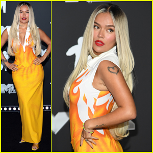 Karol G Sizzles on Red Carpet Ahead of MTV VMAs 2024 Performance! | 2024 MTV VMAs, Karol G, MTV ...