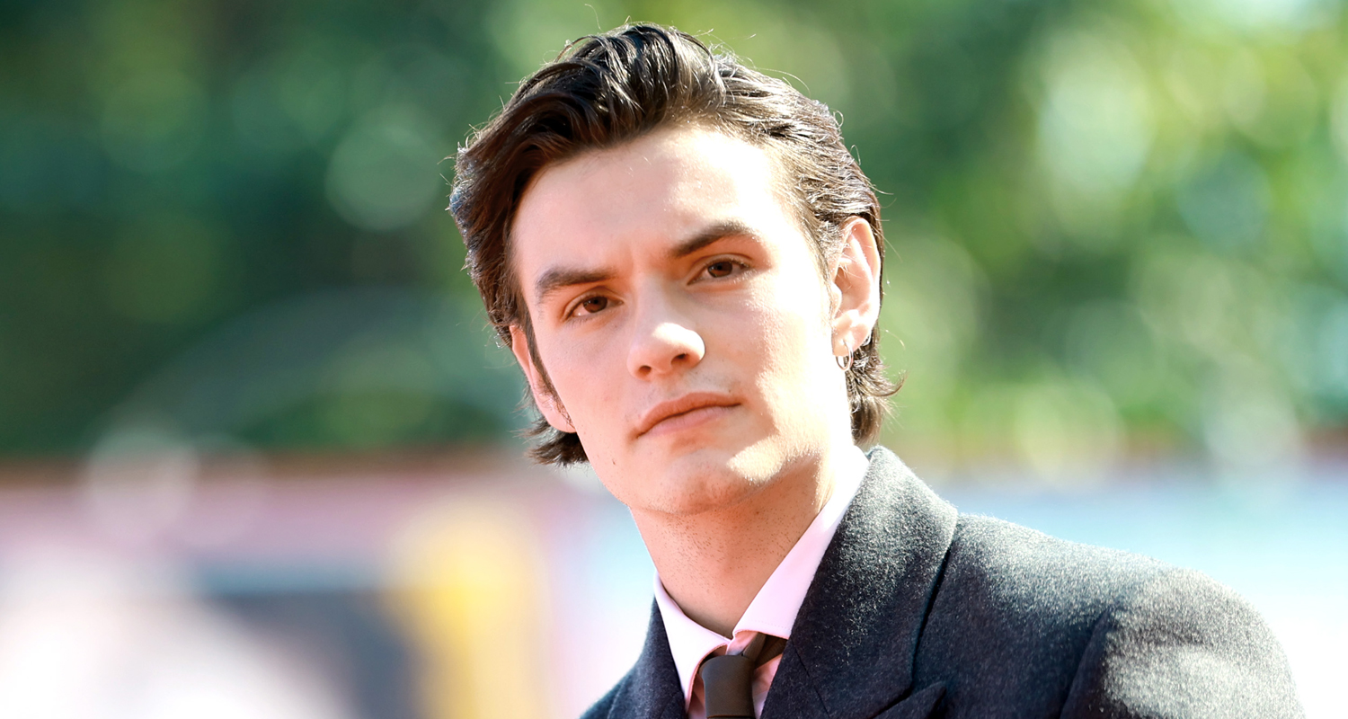 Louis Partridge Has NOT Been Cast in Netflix’s ‘Chronicles of Narnia ...