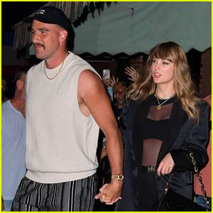 Taylor Swift & Travis Kelce Hold Hands While Leaving Pizza Date Night in NYC | Taylor Swift ...