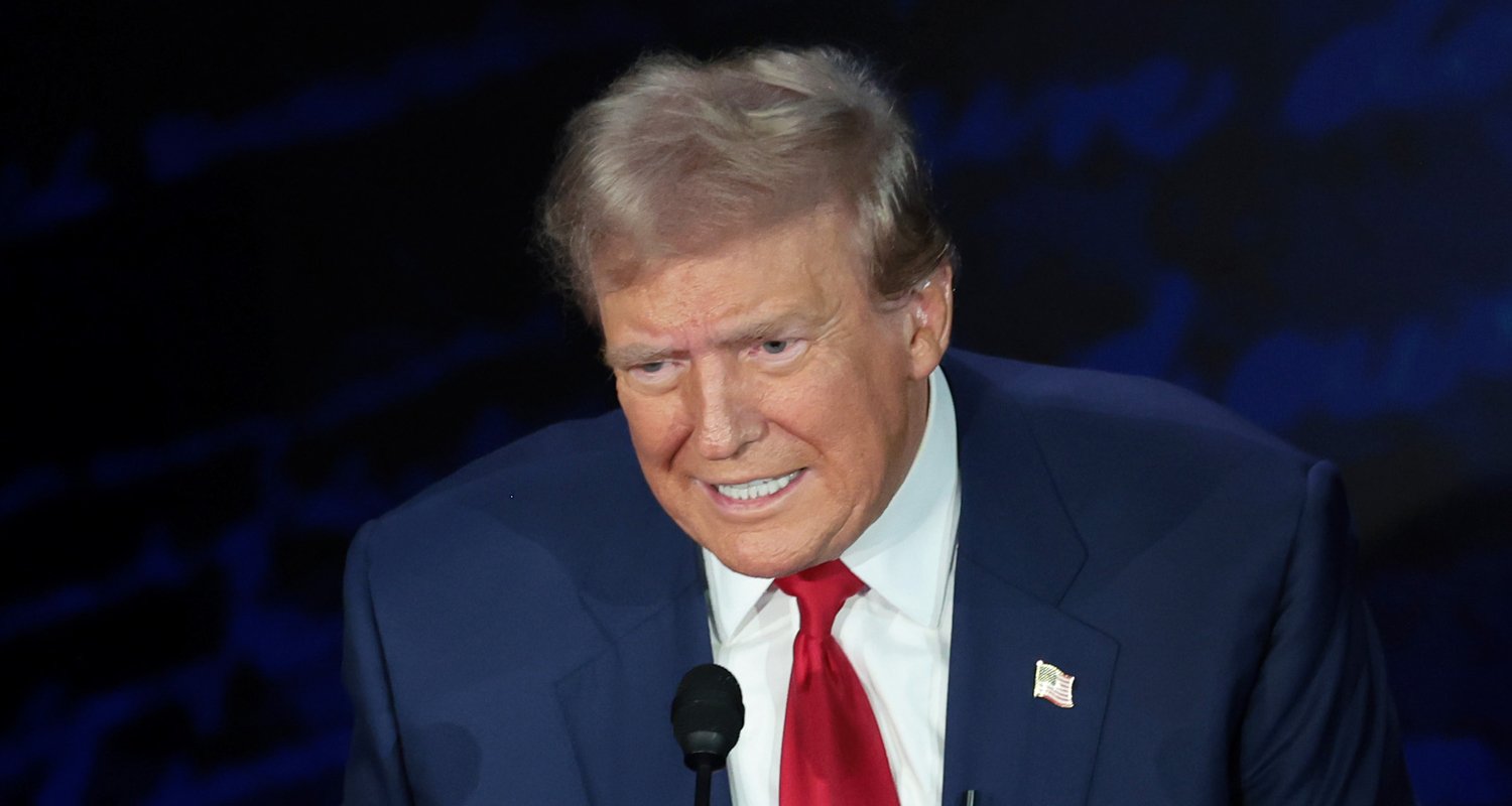 Donald Trump Shares False Claim That Immigrants Are Eating Dogs & Cats ...