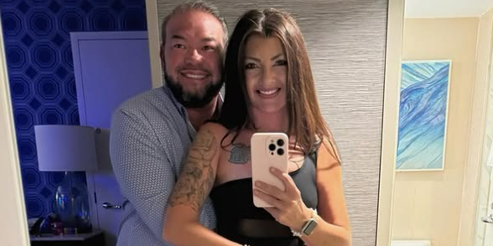 Jon Gosselin & Girlfriend Stephanie Lebo Are Engaged After 3 Years of Dating | Engaged, Jon ...