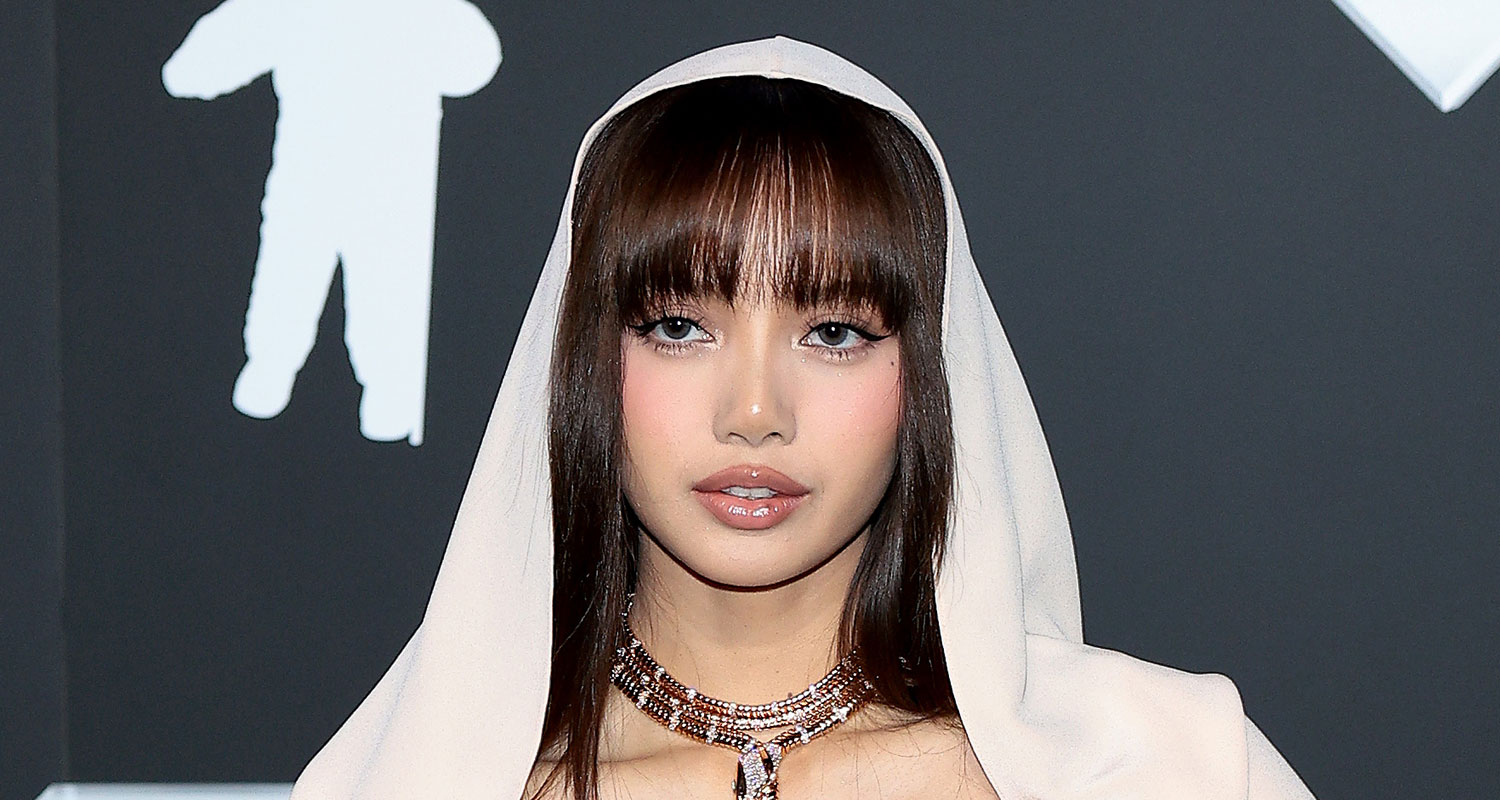 Lisa Admits She Was ‘Scared & Nervous’ to Go Solo, Talks Current Image & BLACKPINK Supporting ...