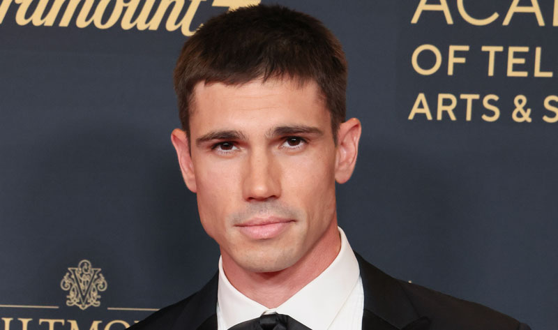 Is Tanner Novlan Single or Married? Meet the Hallmark Star’s Actress ...