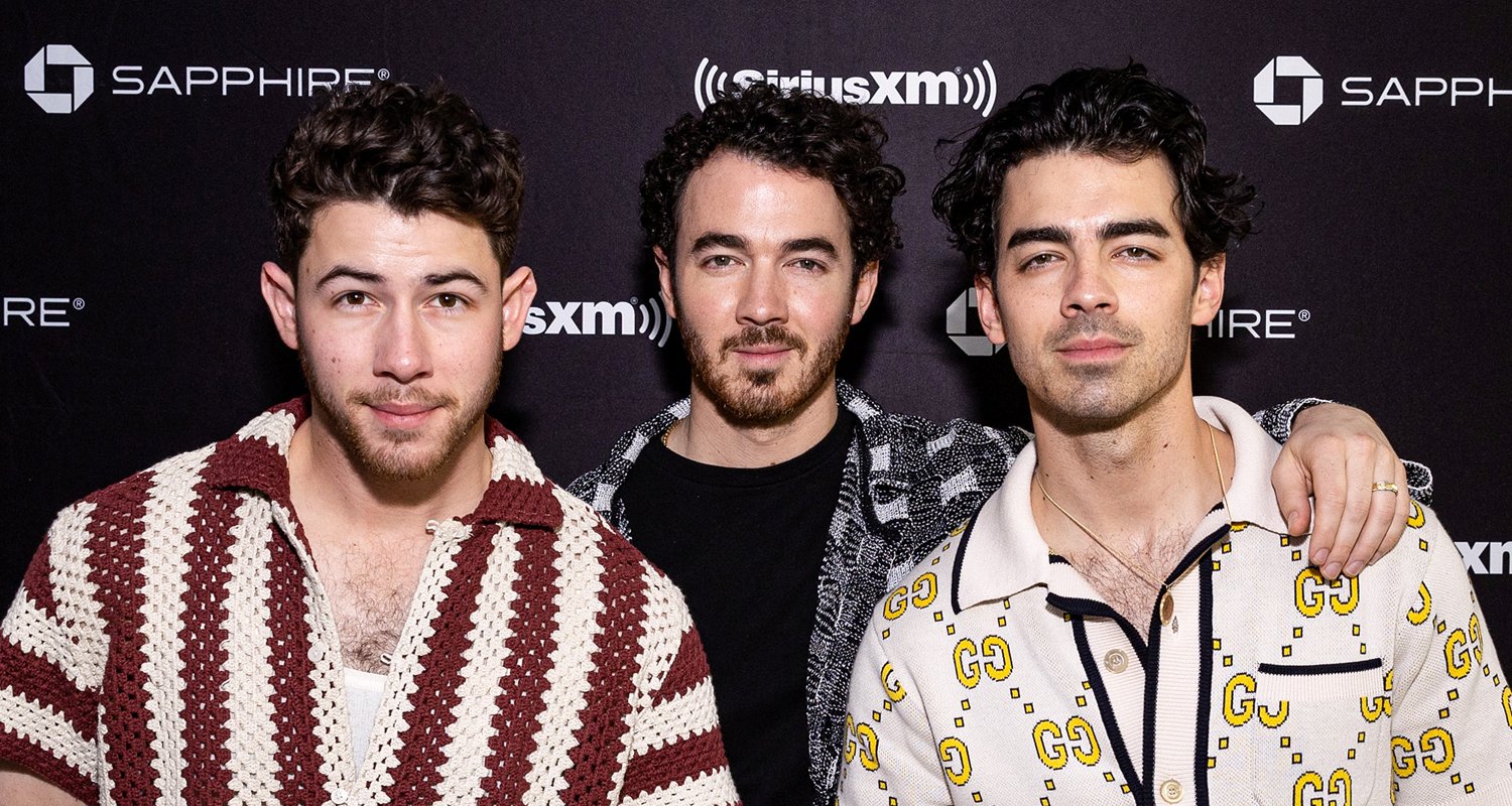 Jonas Brothers to Perform During ‘Dick Clark’s New Year’s Rockin’ Eve ...