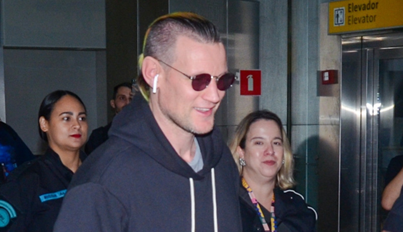 Matt Smith Wear His Mohawk in a Ponytail During Trip to Brazil | Matt ...
