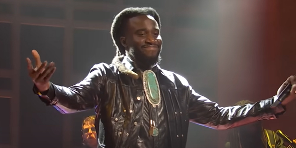 Shaboozey Makes ‘SNL’ Debut, Performs ‘A Bar Song (Tipsy)’ & ‘Good News ...