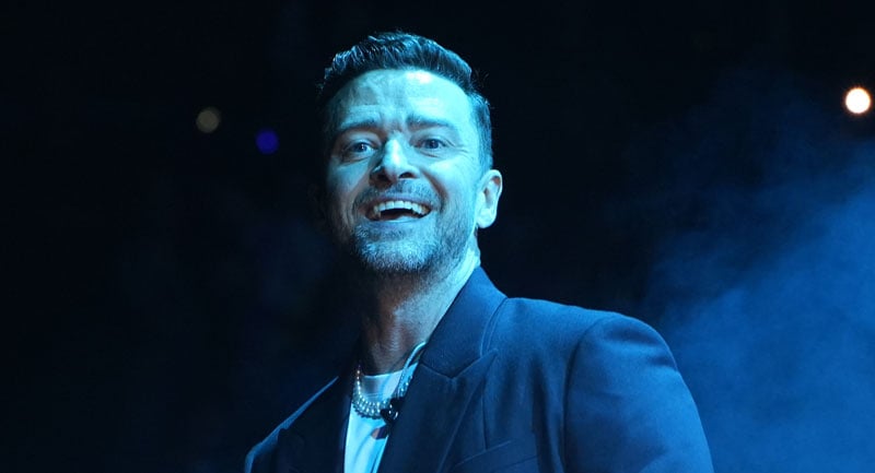 Justin Timberlake Suffers NSFW Wardrobe Malfunction Due to Tight ...