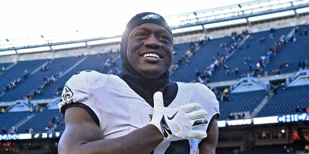 Find Out the Book A.J. Brown Was Reading on Sidelines During NFL ...