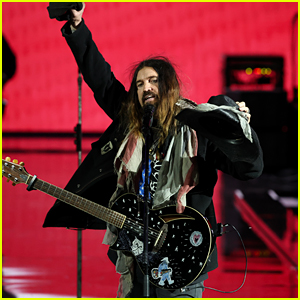 Billy Ray Cyrus Slammed on Social Media for Baffling Inaugural Ball ...