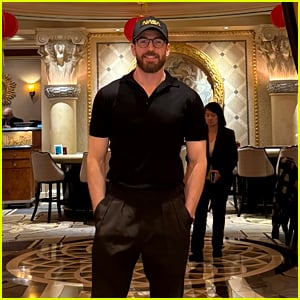All About Chris Evans’ Vegas Trip for His Dad’s Birthday! | Chris Evans ...